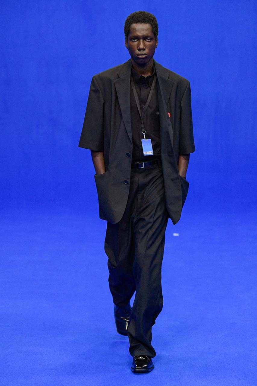 Balenciaga SS20 koleksiyonu Paris Moda Haftası'nda ortaya çıktı - PAPAAN