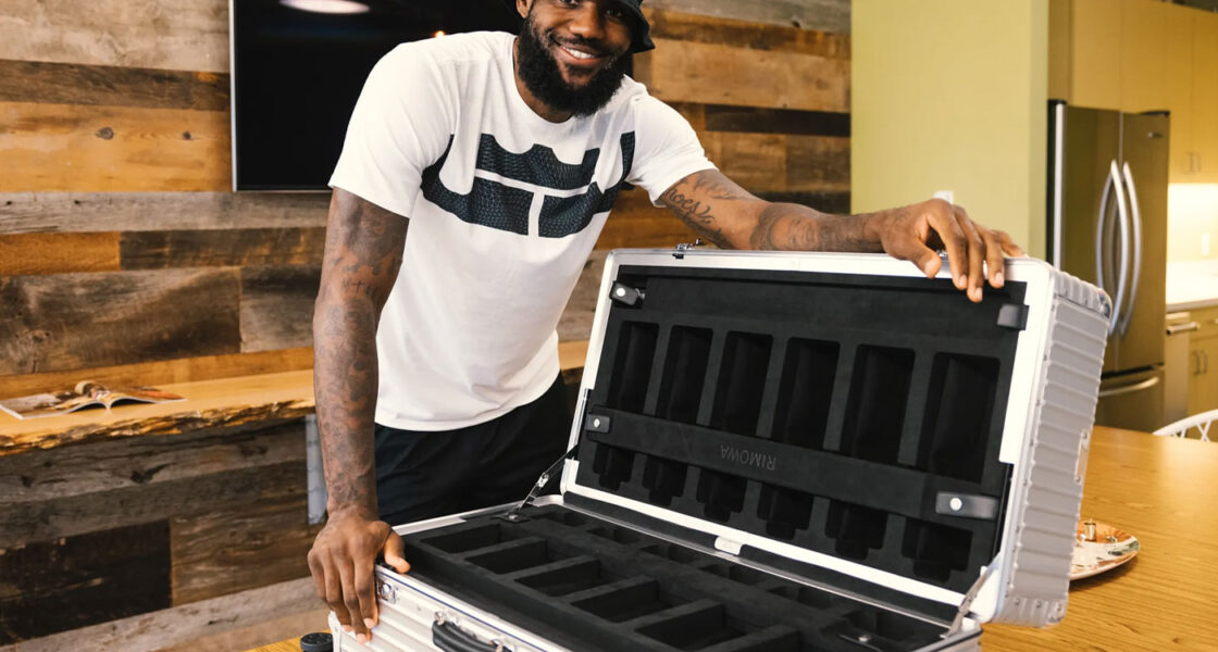 Fast & Furious x LEGO Technic Dominic Toretto 1970 Dodge Charger R/T ...